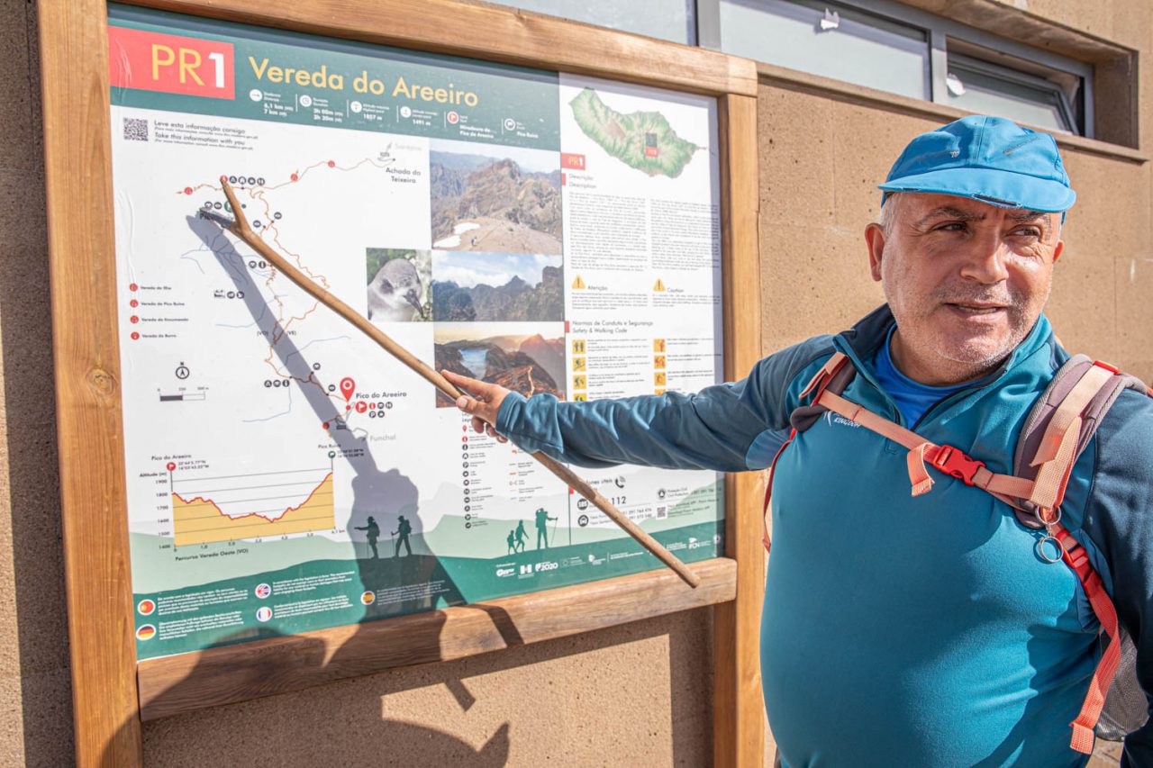 Peak to Peak walk in Madeira - Vereda Do Areeiro PR1 - Finally Lost