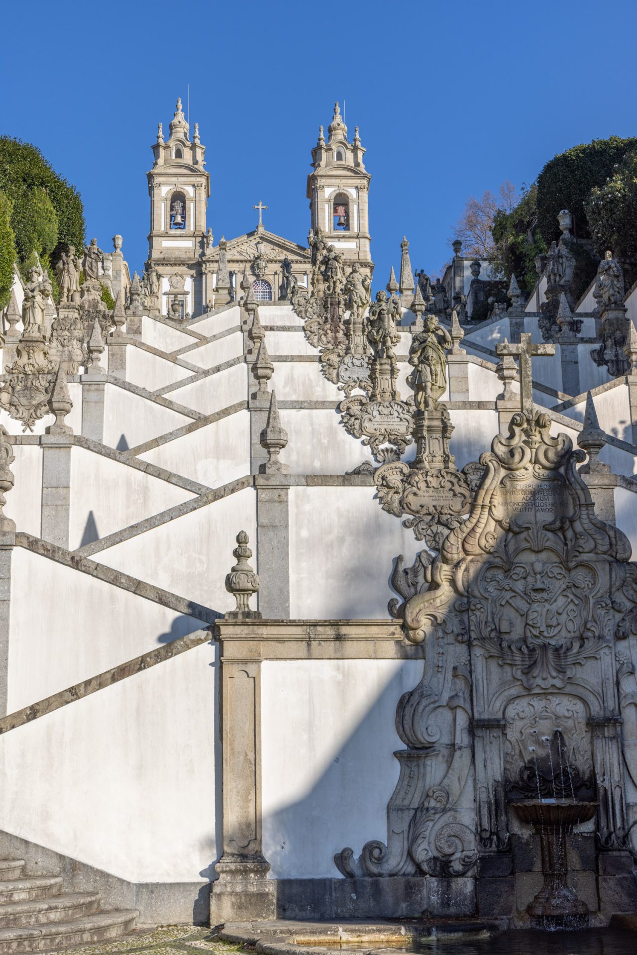 Bom Jesus do Monte - a World Heritage Site - Finally Lost